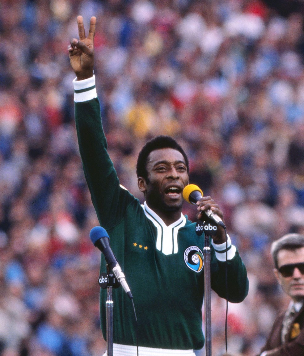 Pelé: Como o pequeno Dico virou Pelé, maior jogador de todos os tempos